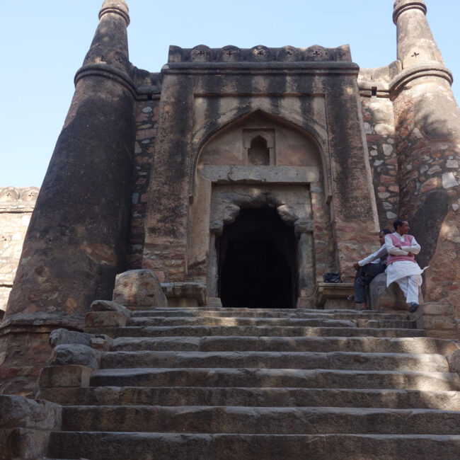 India Heritage | The Tomb of Sultan Garhi